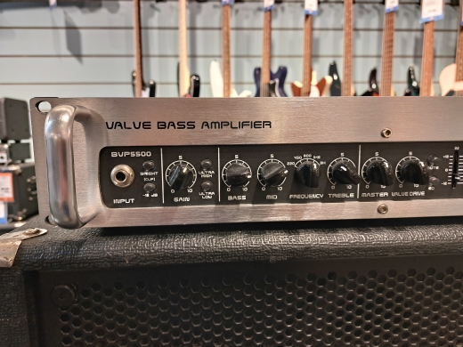 Gear Hunter | Bugera BVP5500 Bass Head
